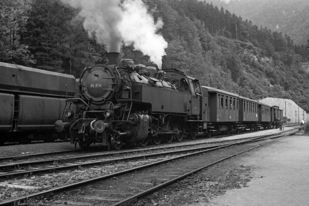 Modellbahn-Express - ÖBB-Reihe 86 in einem neuen Bildband